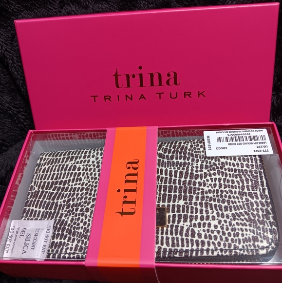 Trina Turk | Bags | Nwt Trina Turk Long Zip Around Wallet | Poshmark